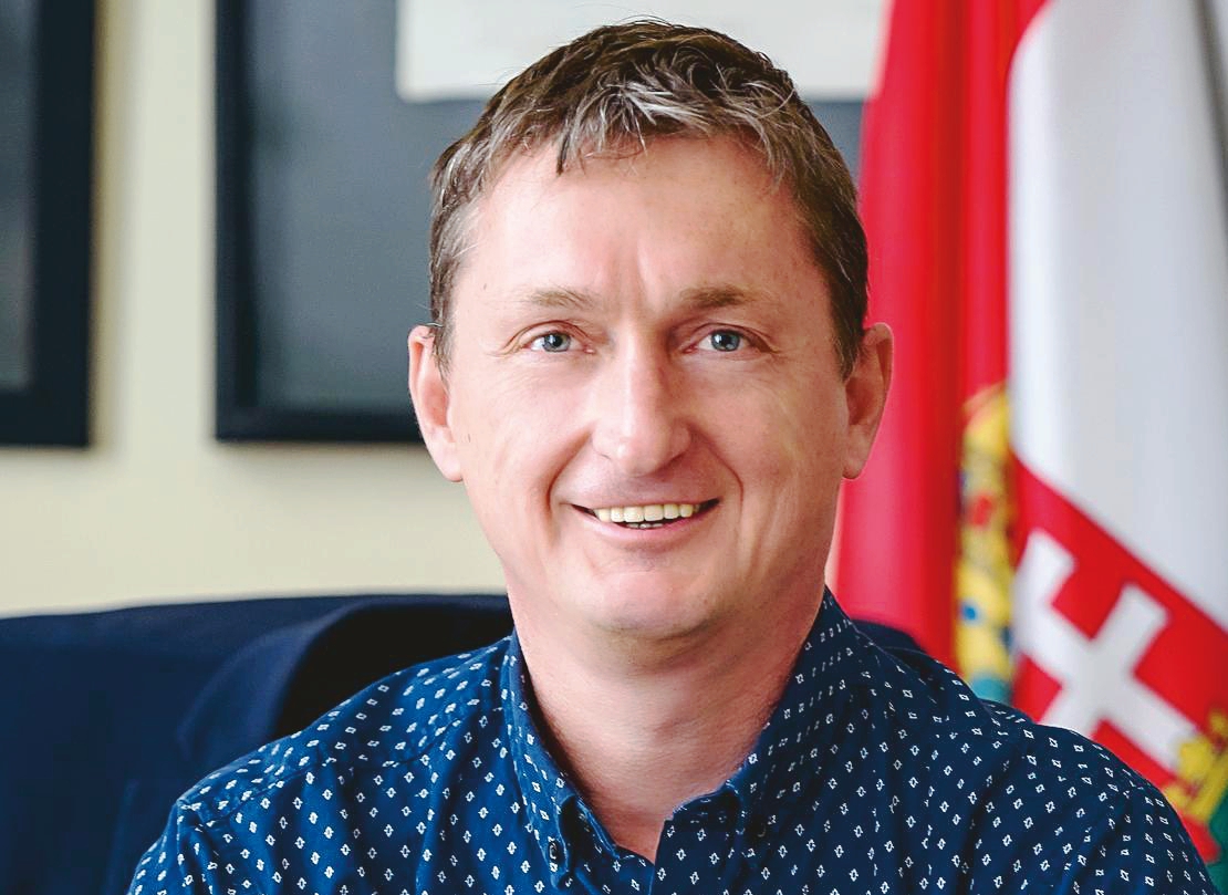 Csach Gábor: Töretlen fejlődés - Gyarmati Hírek